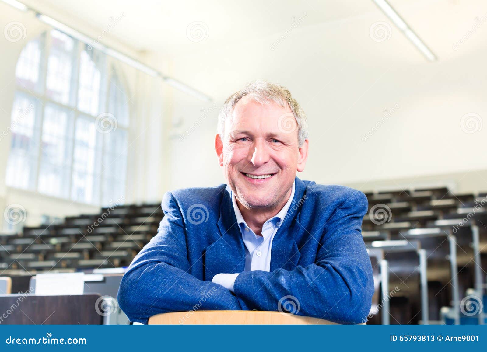College Professor in Auditorium Stock Image - Image of teaching, hall ...