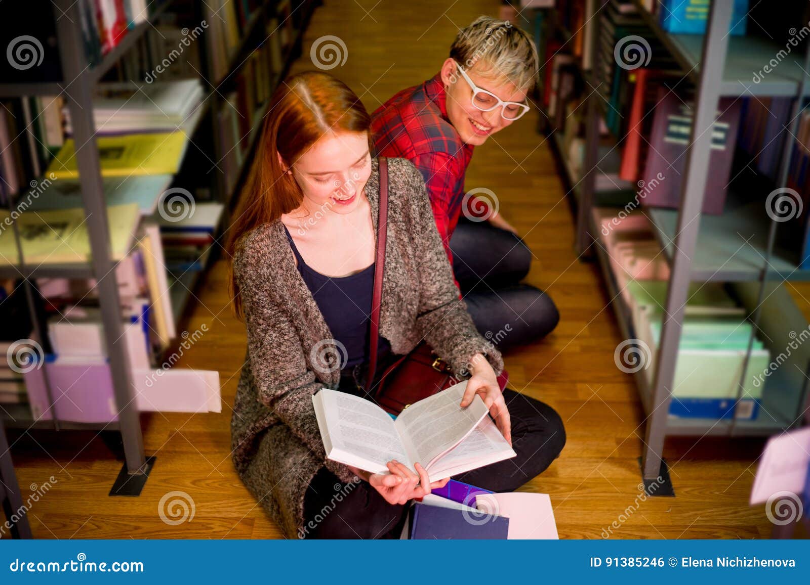 College Students in Library Stock Photo - Image of girl, read: 91385246