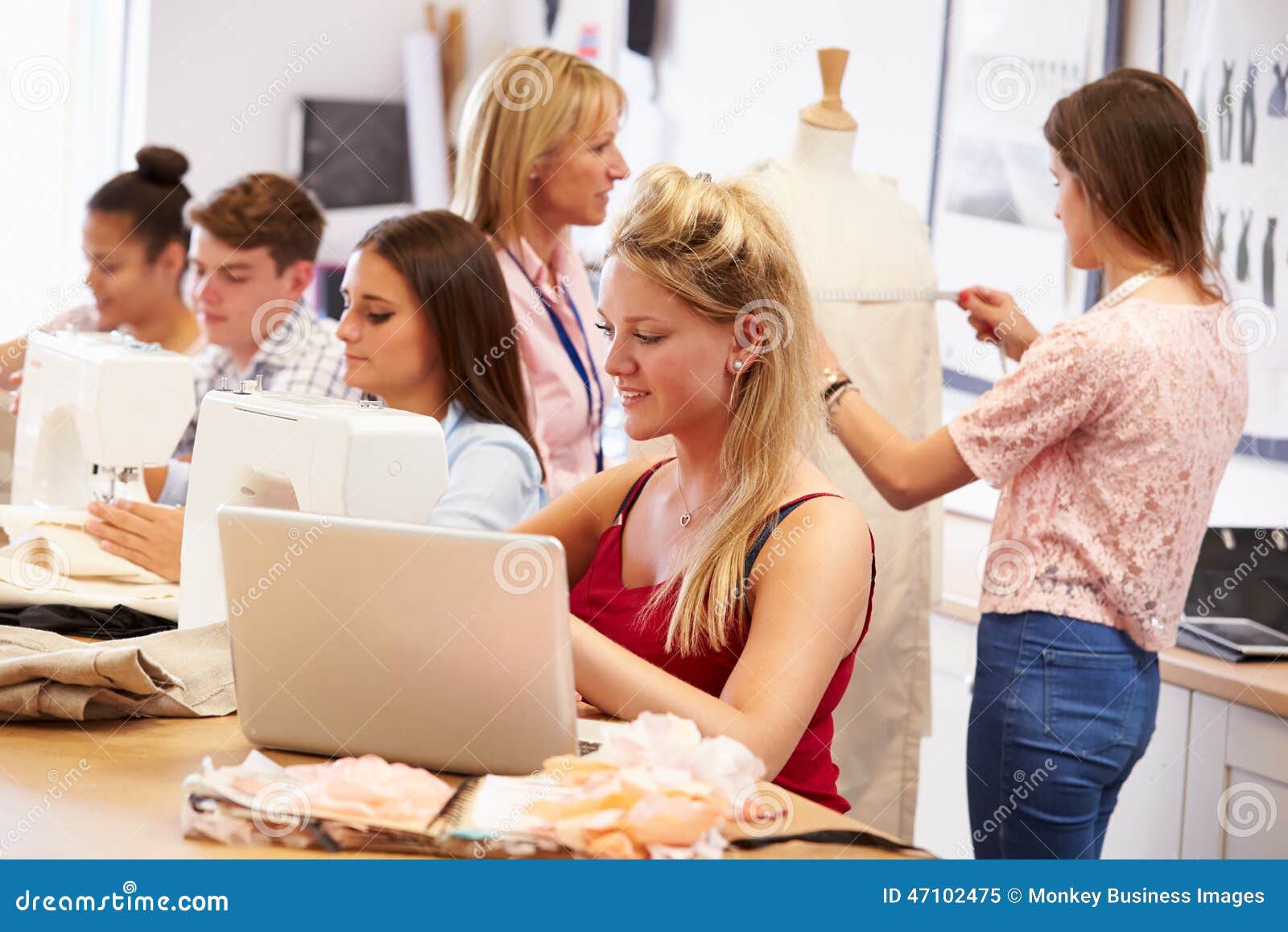 College Students Studying Fashion and Design Stock Image - Image of ...