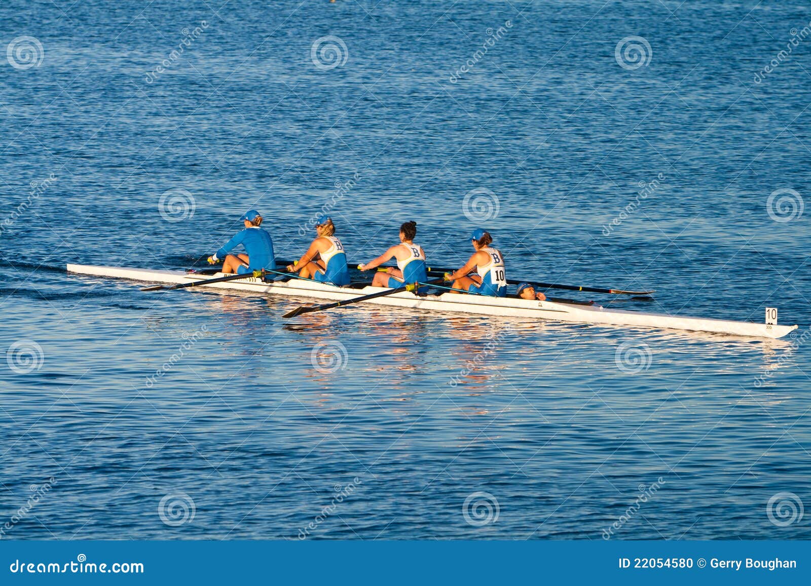 Colligiate Rowing Teams Practice on the Pacific Editorial Image - Image ...