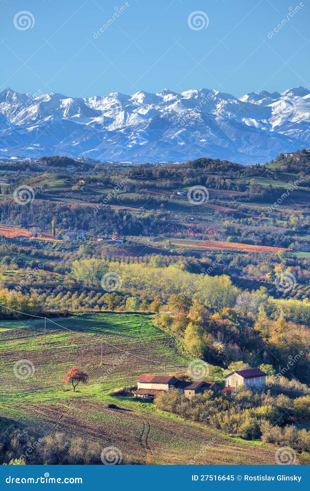 Colline E Montagne. Piemonte, Italia. Immagine Stock - Immagine di ...