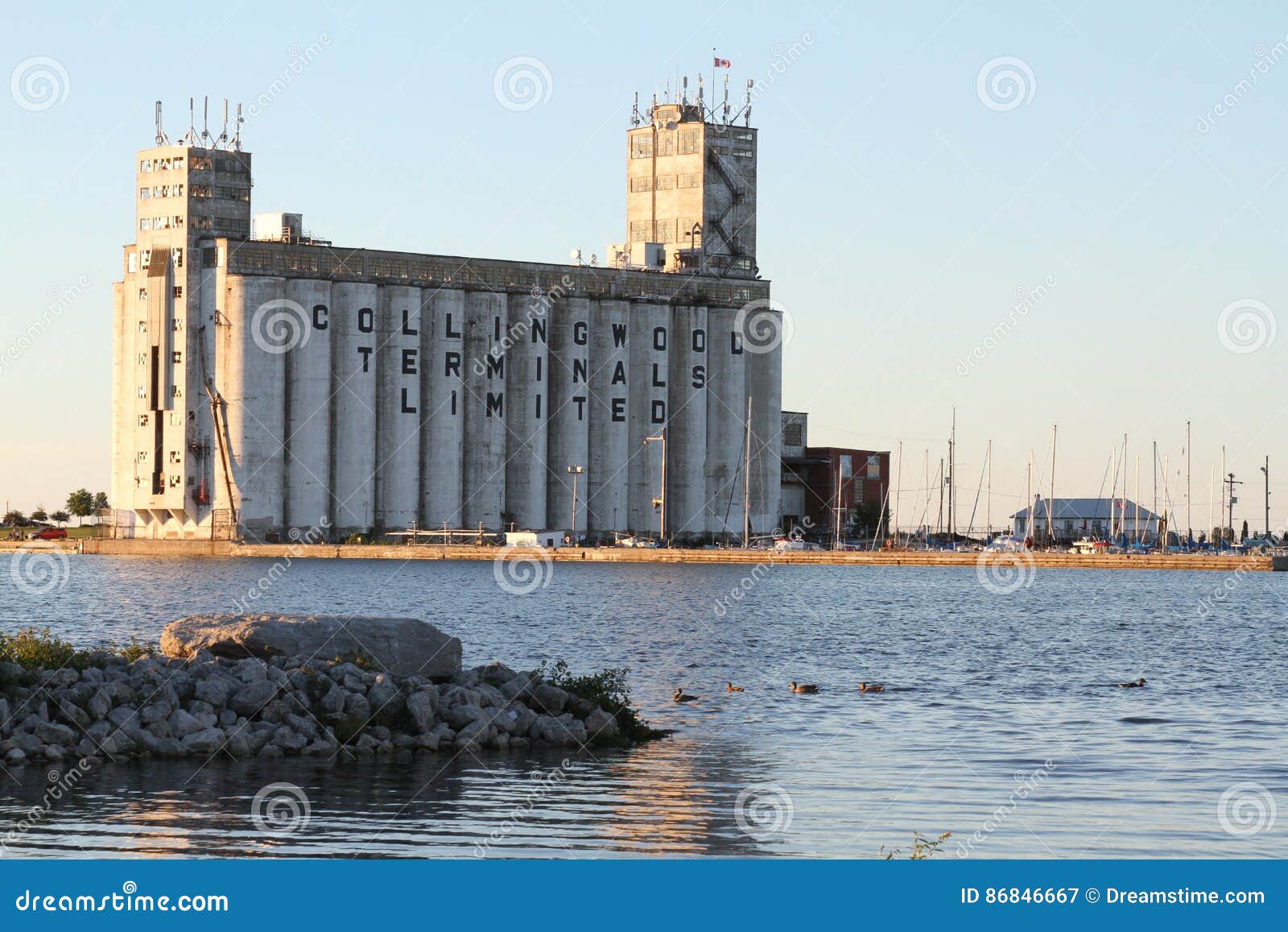 Collingwood Harbor editorial photography. Image of marine - 86846667