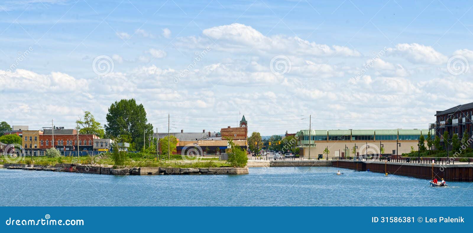 Collingwood, Ontario stock image. Image of stores, street - 31586381