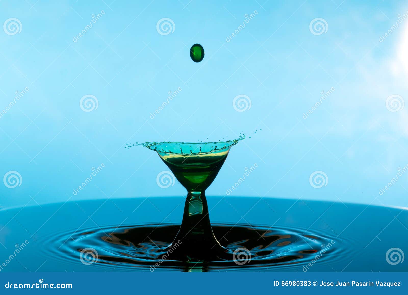 Collision of Two Drops on a Surface of Water Stock Image - Image of ...