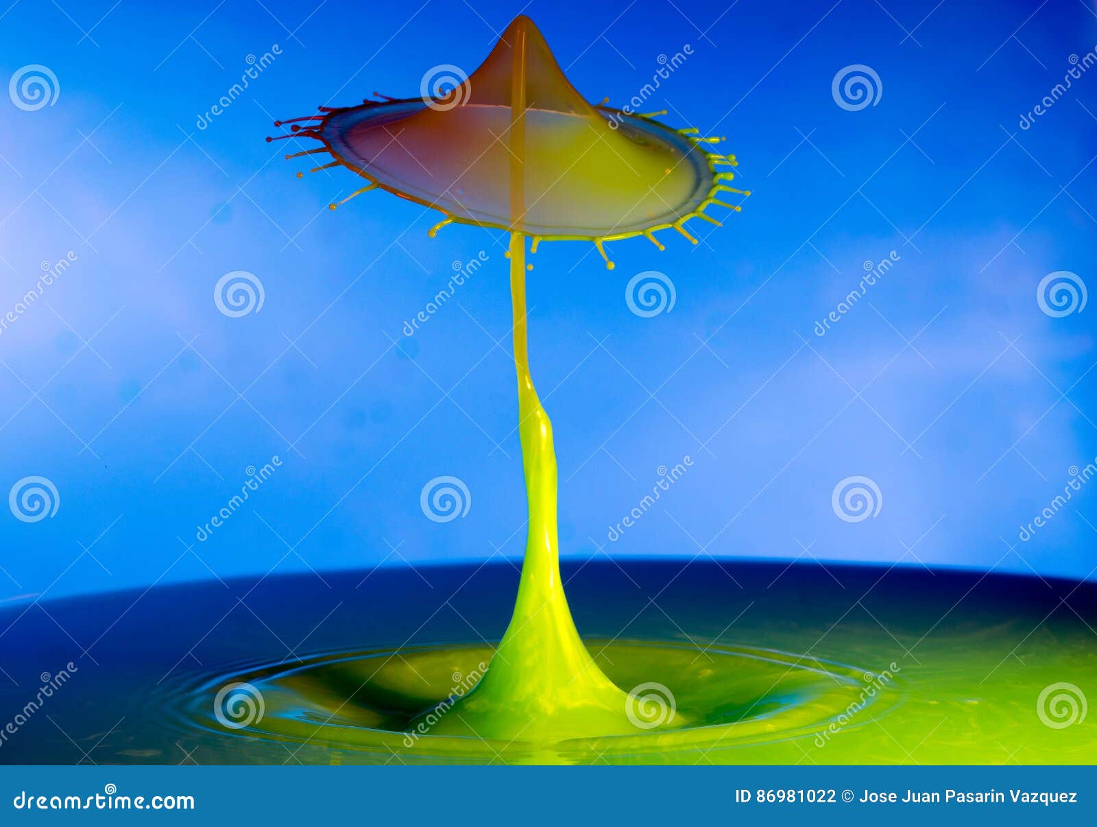 Collision of Two Drops on a Surface of Water Stock Photo - Image of ...