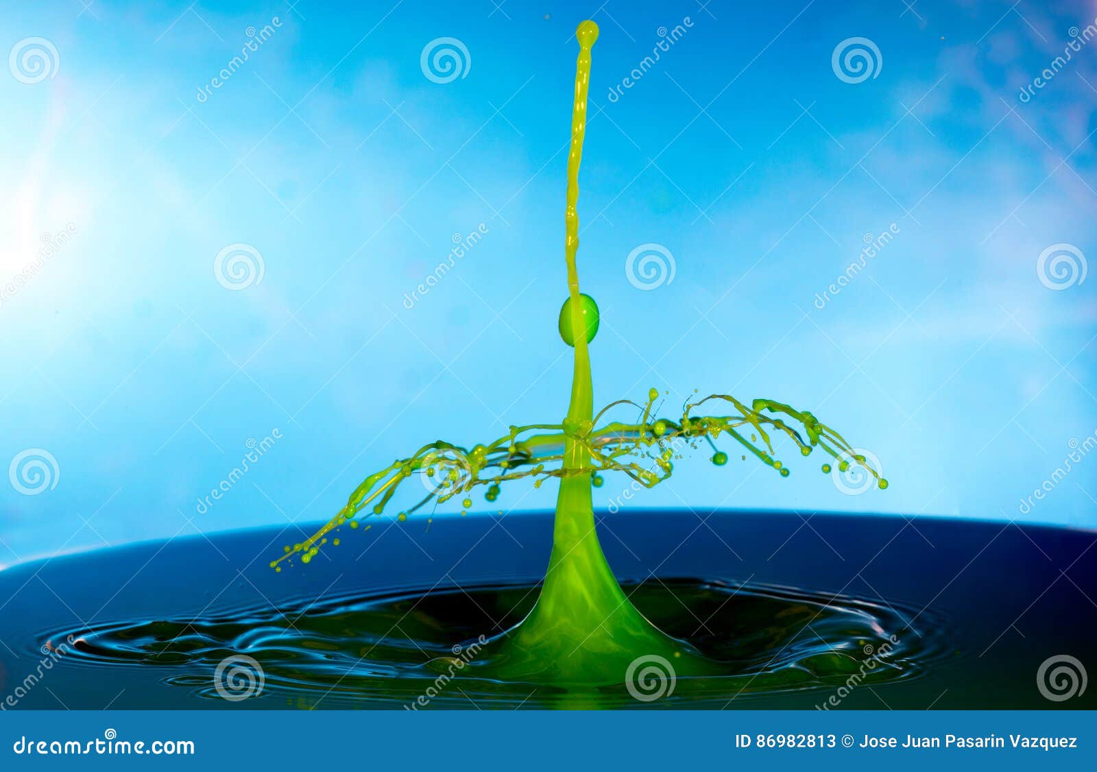 Collision of Two Drops on a Surface of Water Stock Image - Image of ...