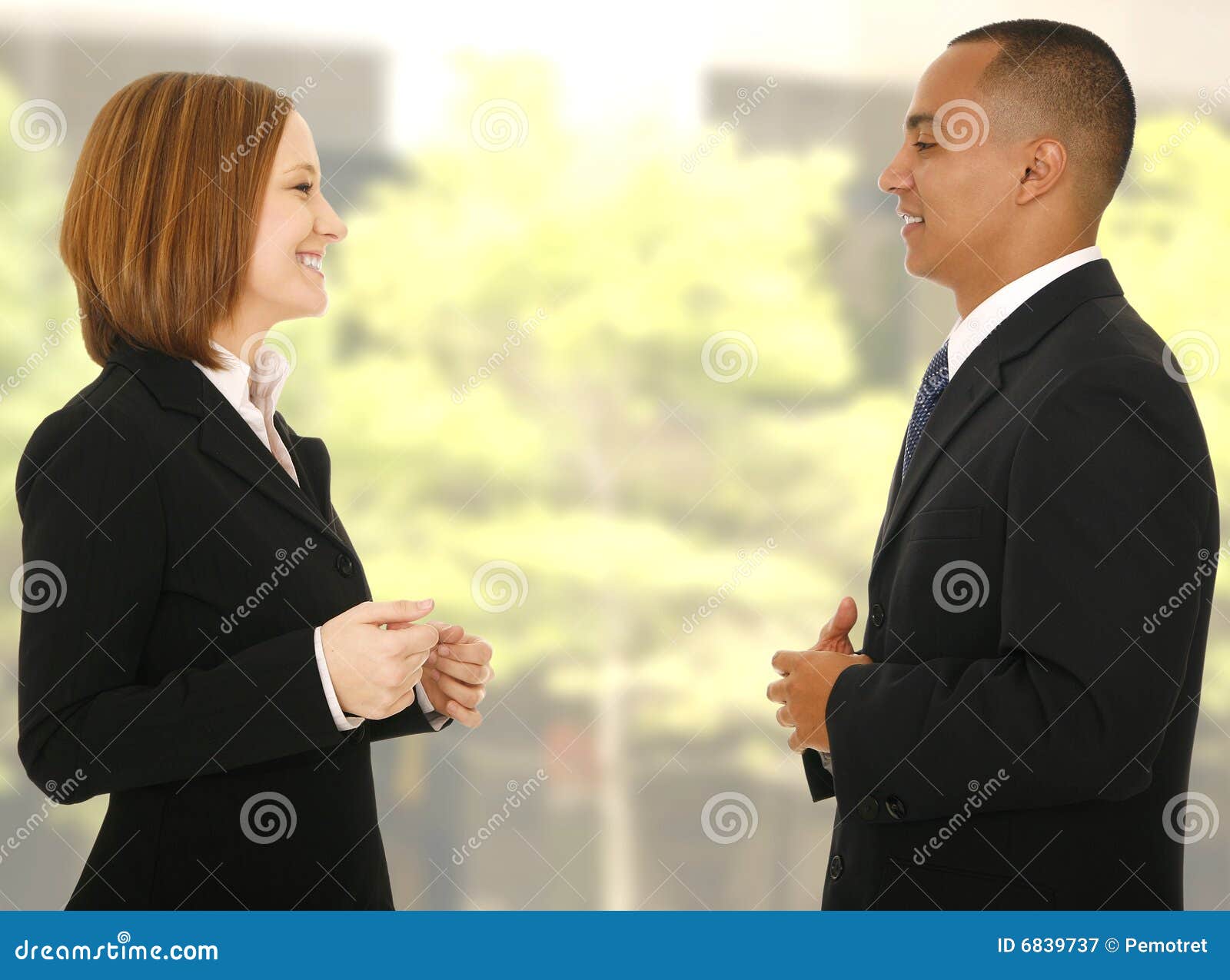 Colloquio Informale Di Affari Immagine Stock - Immagine di discussione ...