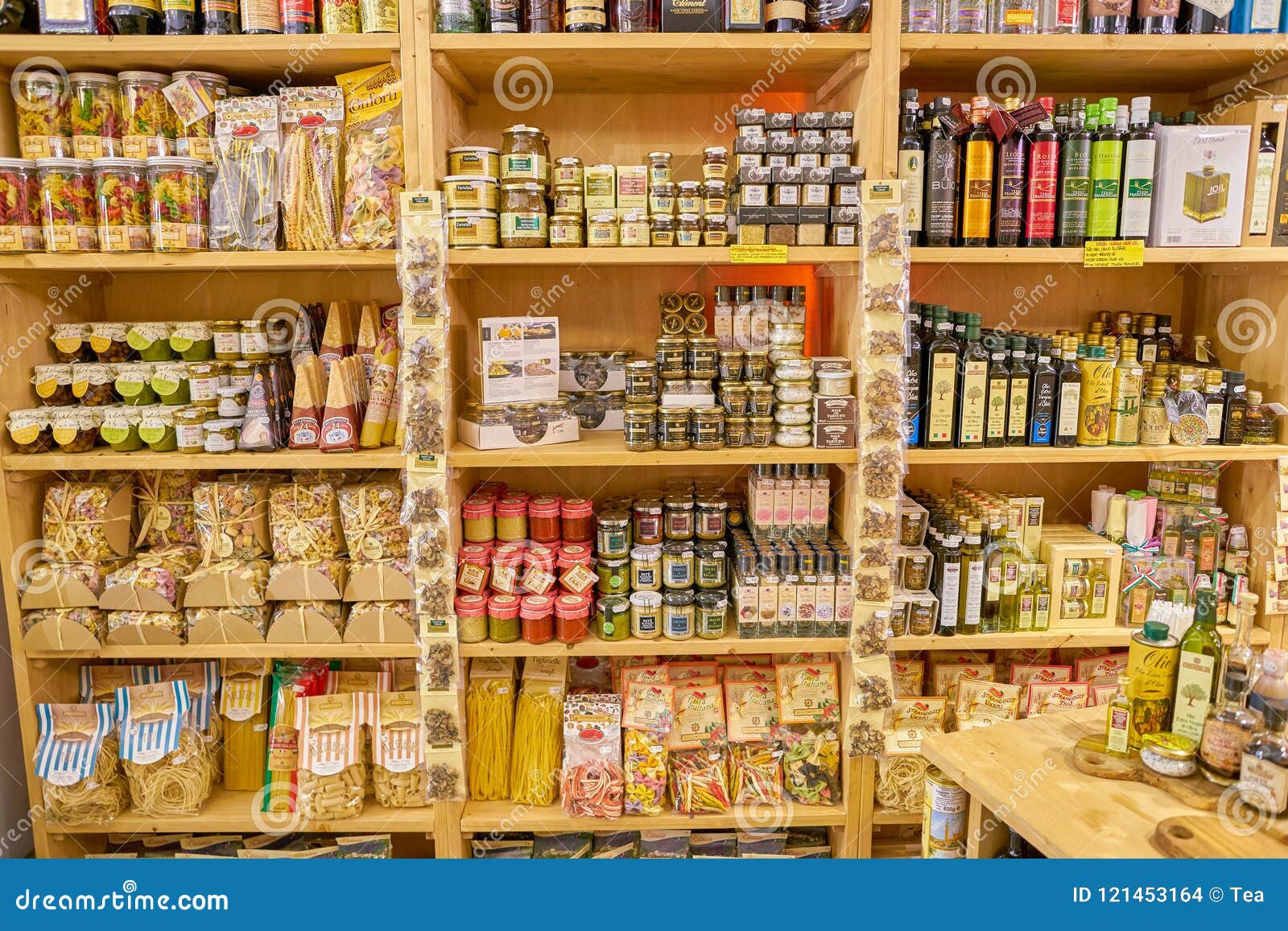 Colmado imagen de archivo editorial. Imagen de especias - 121453164