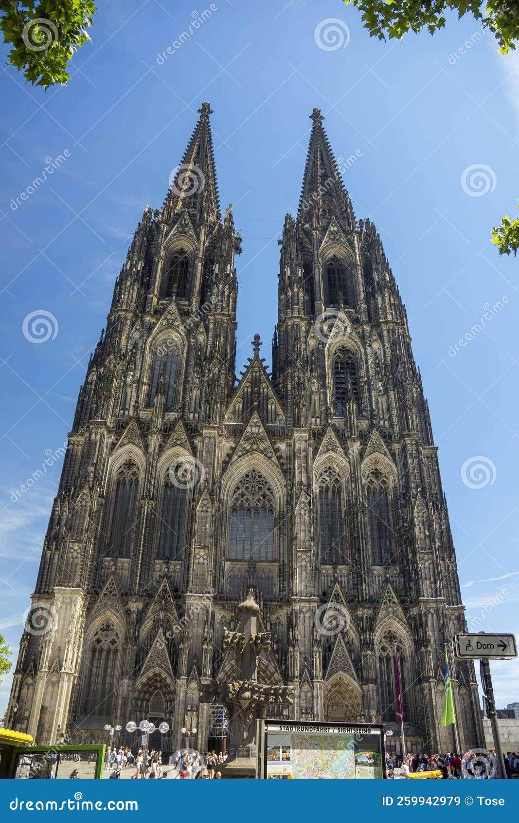 Facade of Cologne Cathedral in Cologne, Germany Editorial Stock Image ...