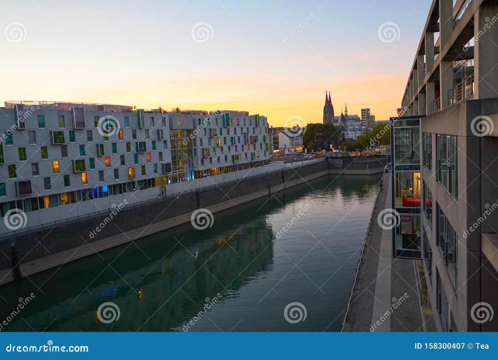 Cologne editorial photography. Image of koln, architecture - 158300407