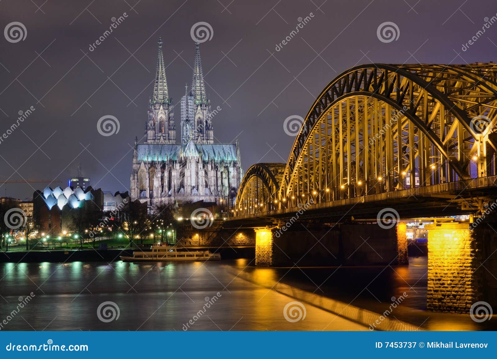 Cologne at night stock image. Image of light, european - 7453737