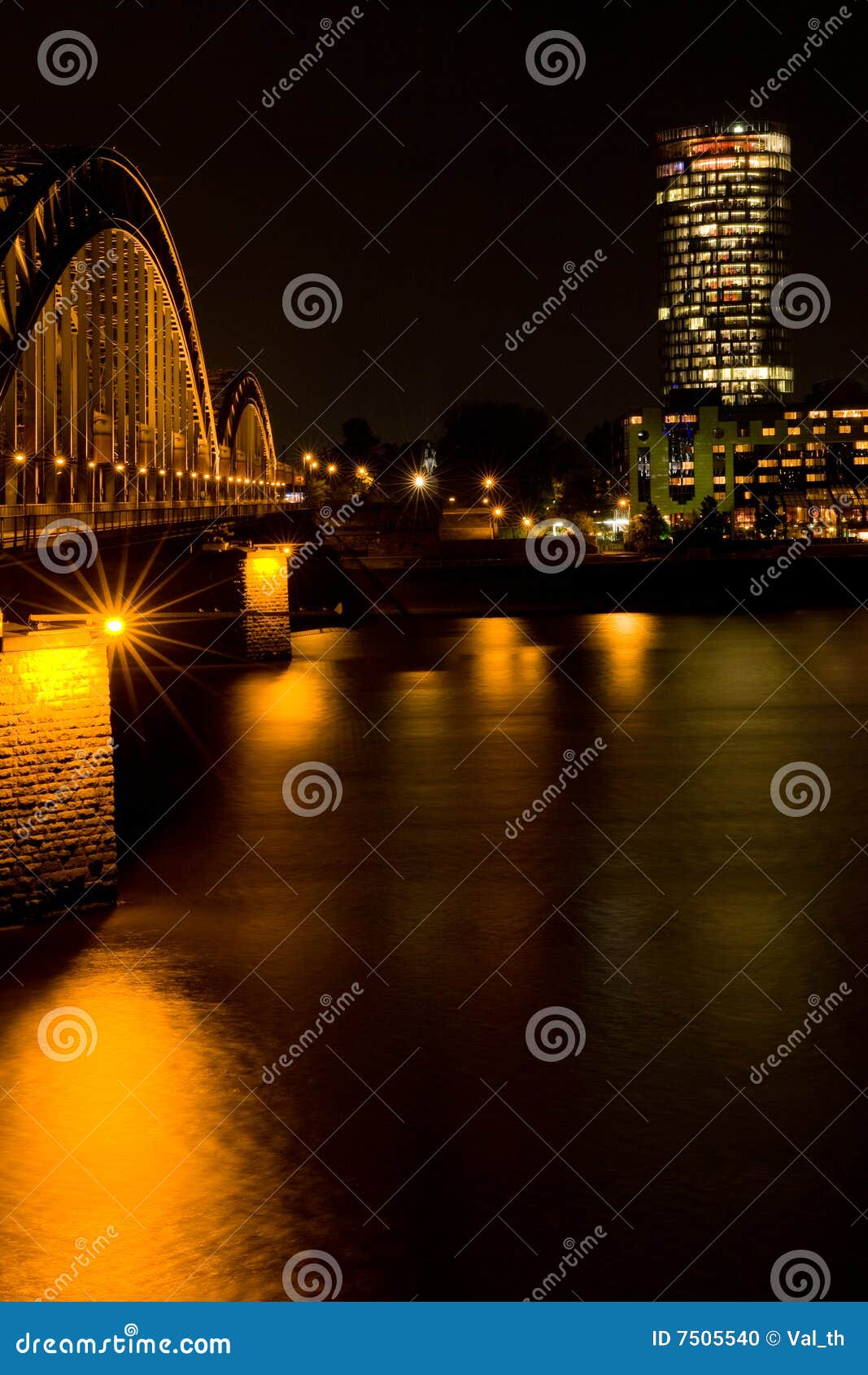 Cologne at night stock photo. Image of european, cities - 7505540