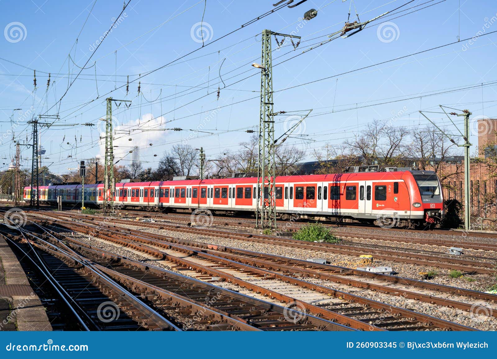 Cologne S-Bahn editorial image. Image of railroad, passenger - 260903345