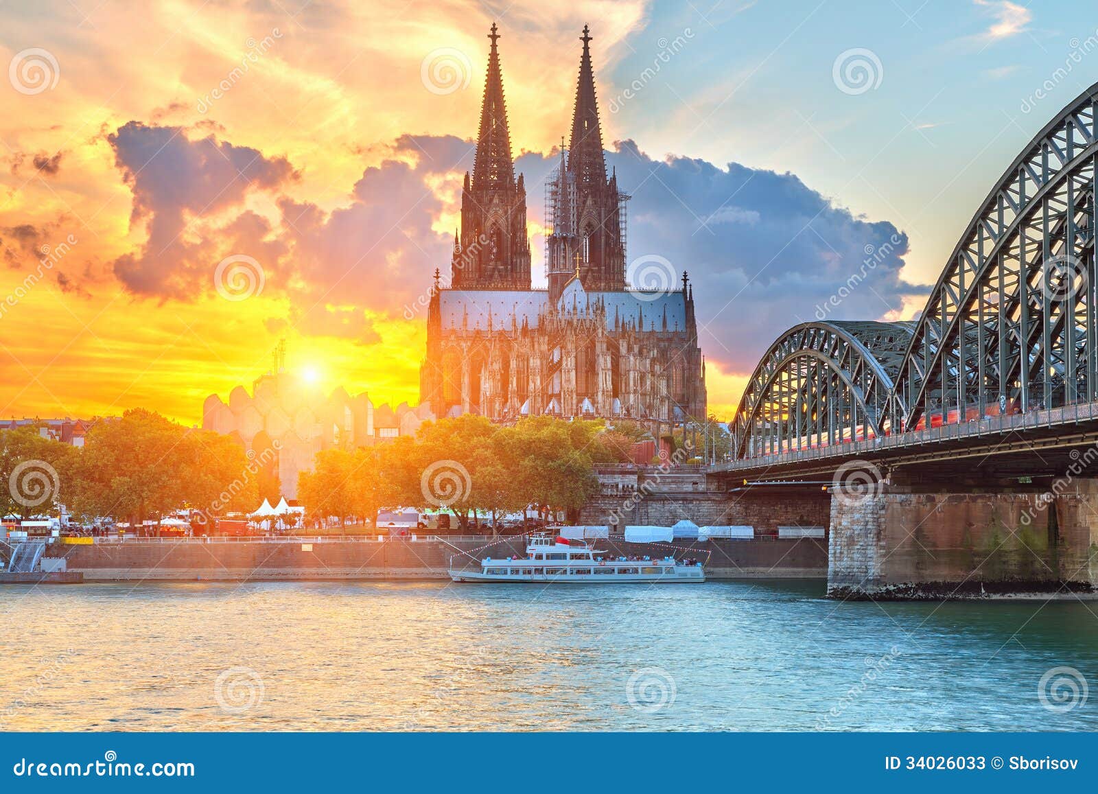 Cologne at sunset stock image. Image of cologne, central - 34026033