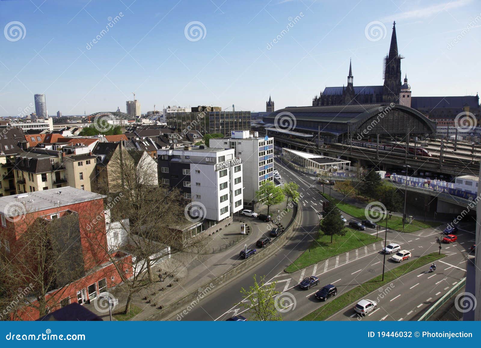 Cologne train station editorial photography. Image of street - 19446032