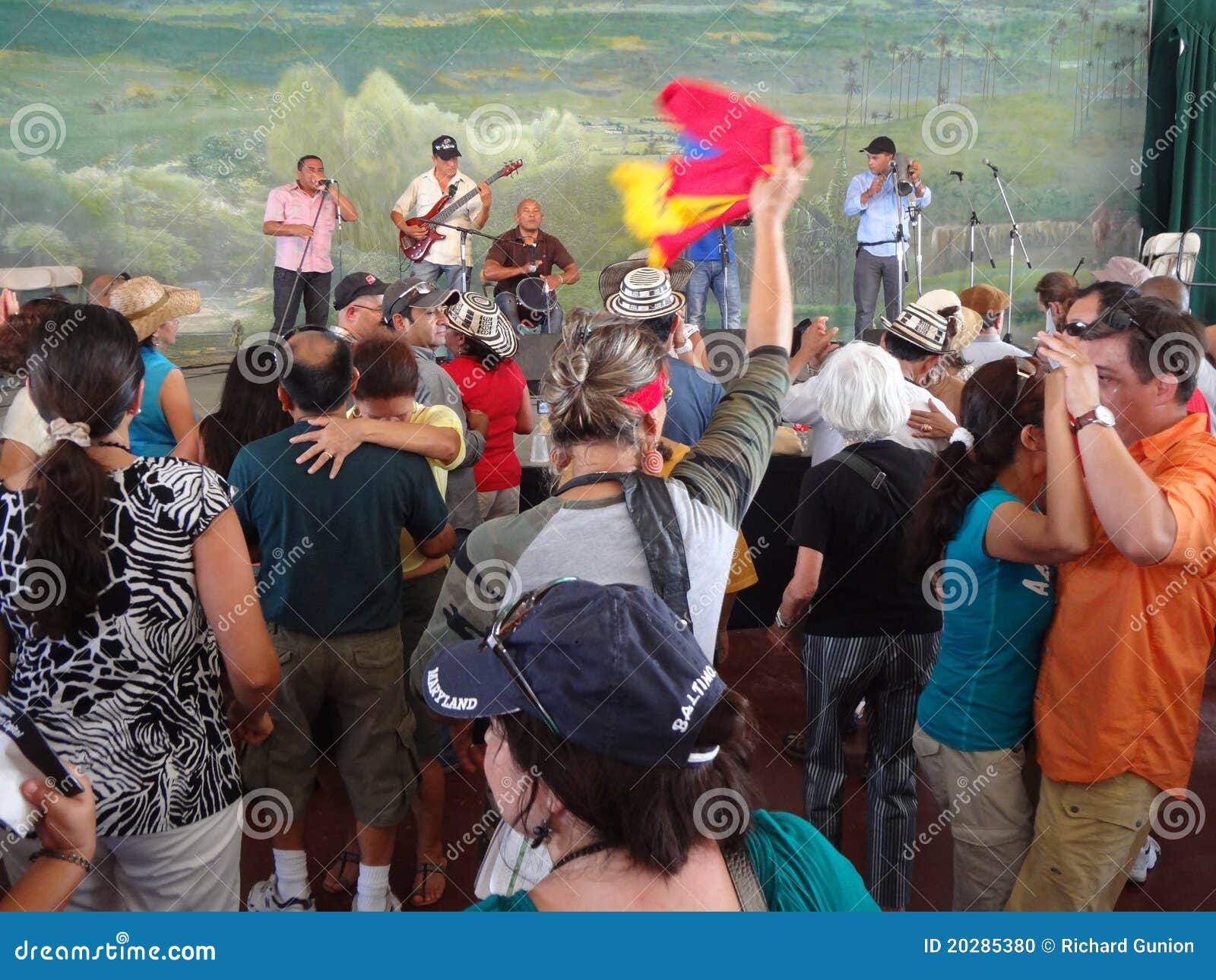 Colombian Band and Crowd editorial image. Image of festival - 20285380