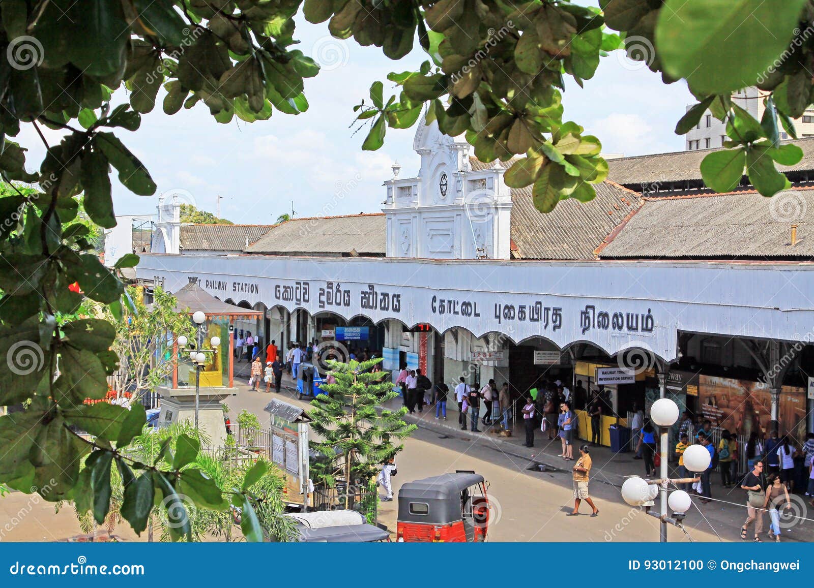 Colombo Fort Railway Station Editorial Image - Image of road ...