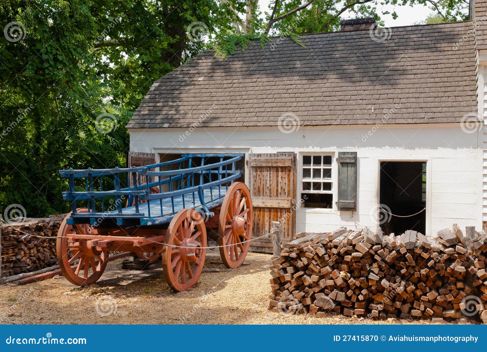 Colonial Building and Horsecart: Williamsburg, VA Editorial Image ...
