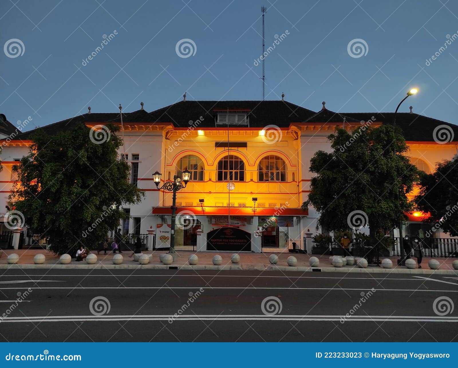 Colonial Building for Post Office in Yogyakarta Editorial Stock Photo ...