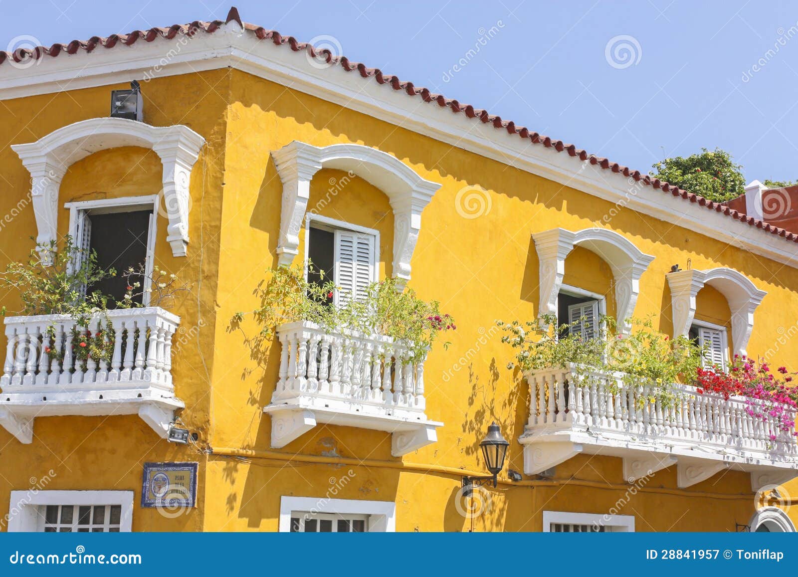 Corner Building Stock Image | CartoonDealer.com #5750977