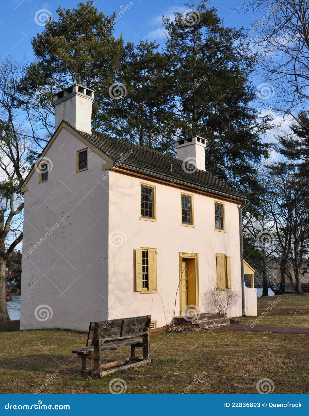 Colonial Cottage stock image. Image of lawn, building - 22836893