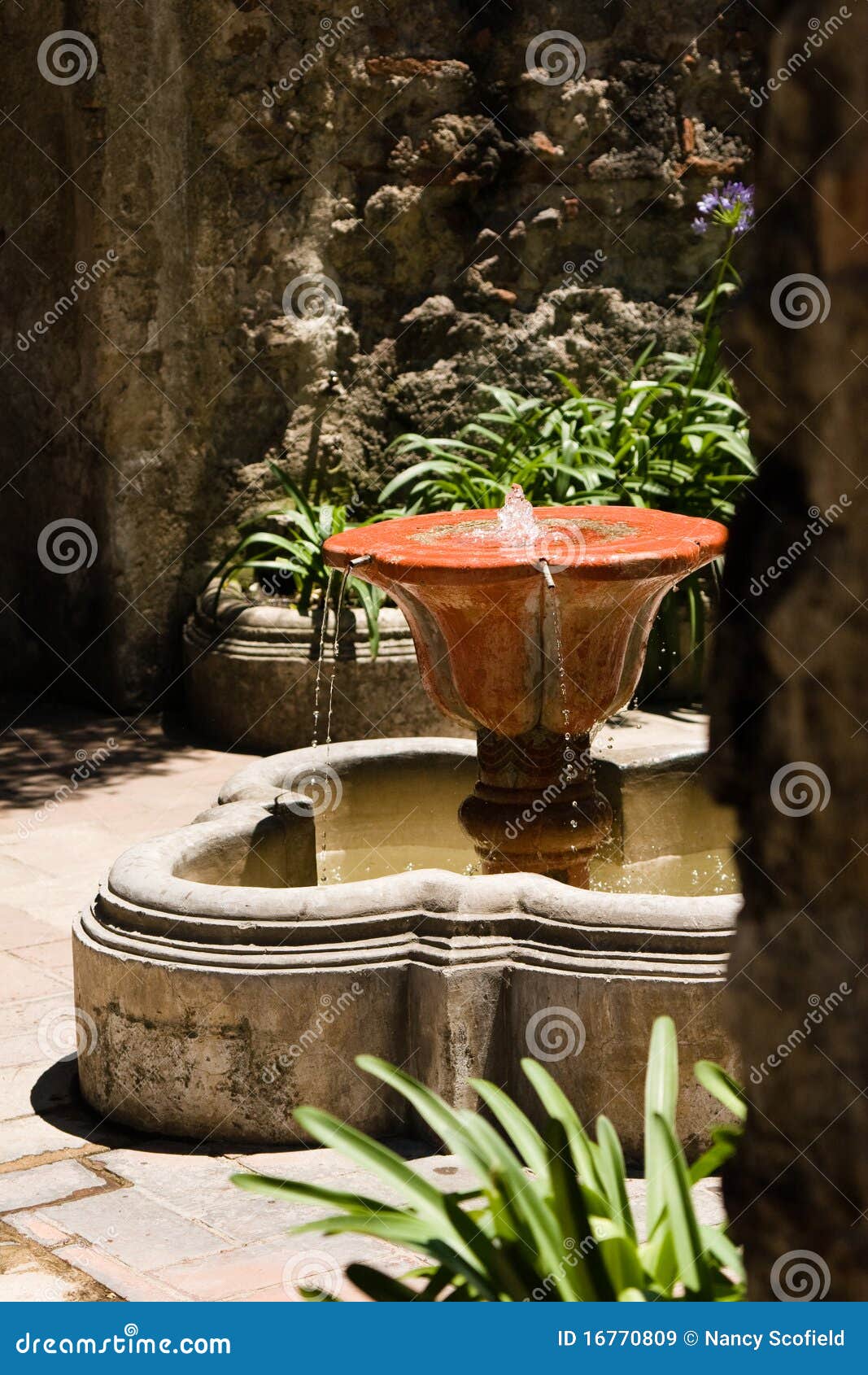 Colonial Fountain stock image. Image of antigua, ruins - 16770809