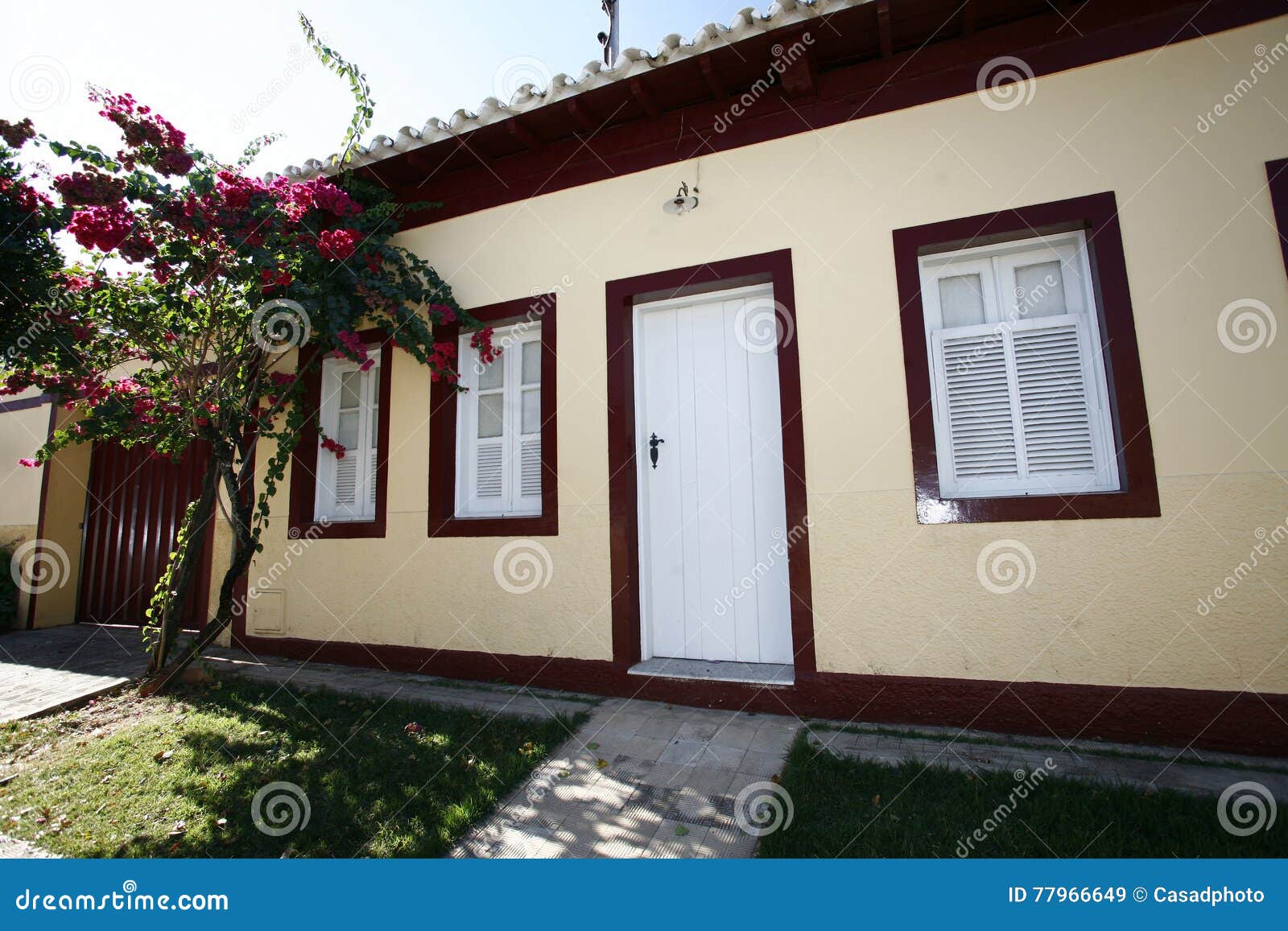 Colonial house brazil stock image. Image of landmark - 77966649
