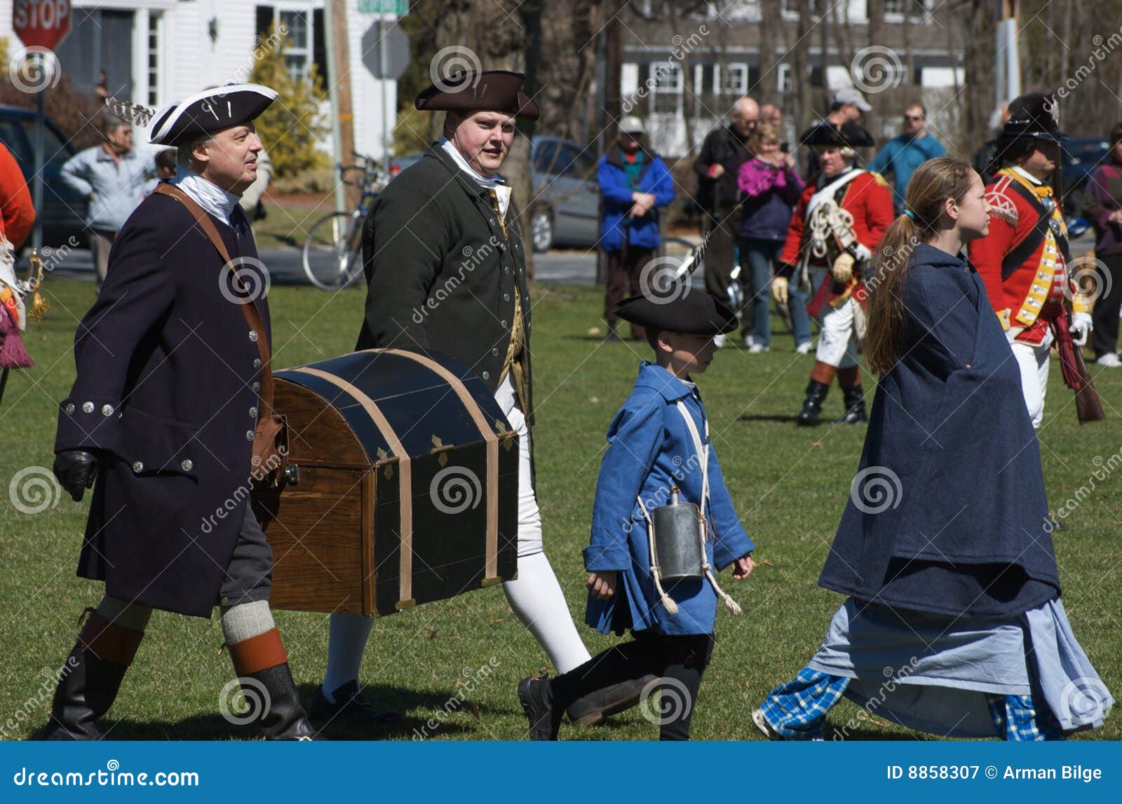 Colonial Men Carrying A Chest Editorial Photography - Image: 8858307