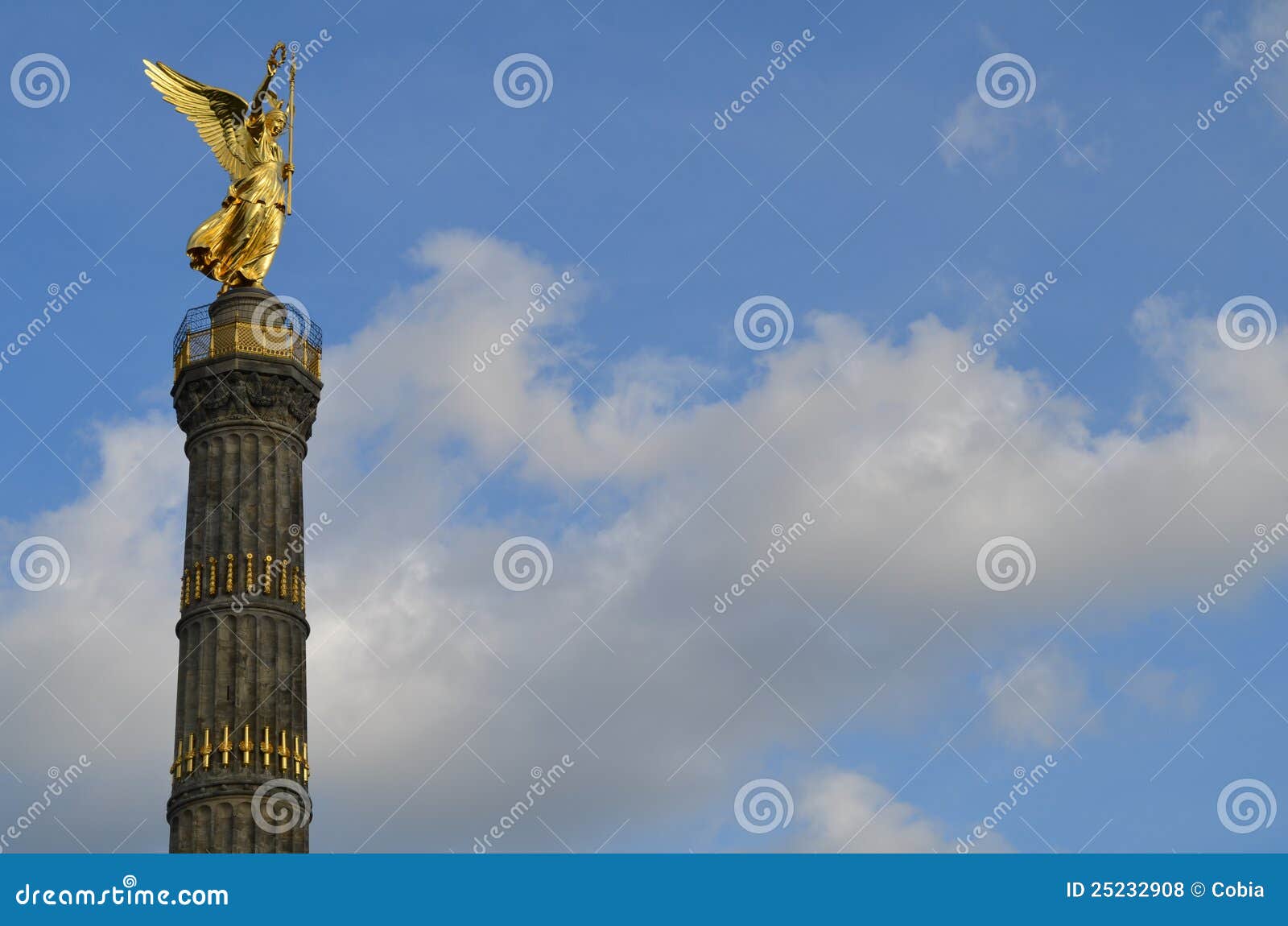 Colonna Di Vittoria a Berlino, Germania Fotografia Stock - Immagine di ...