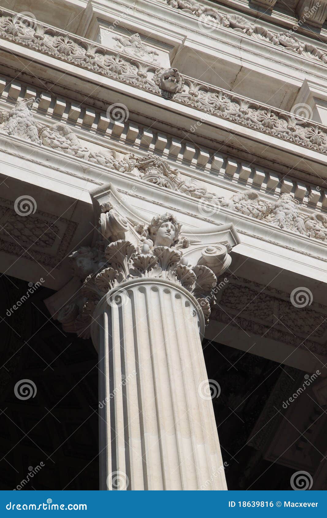 Colonna ionica romana fotografia stock. Immagine di coltura - 18639816