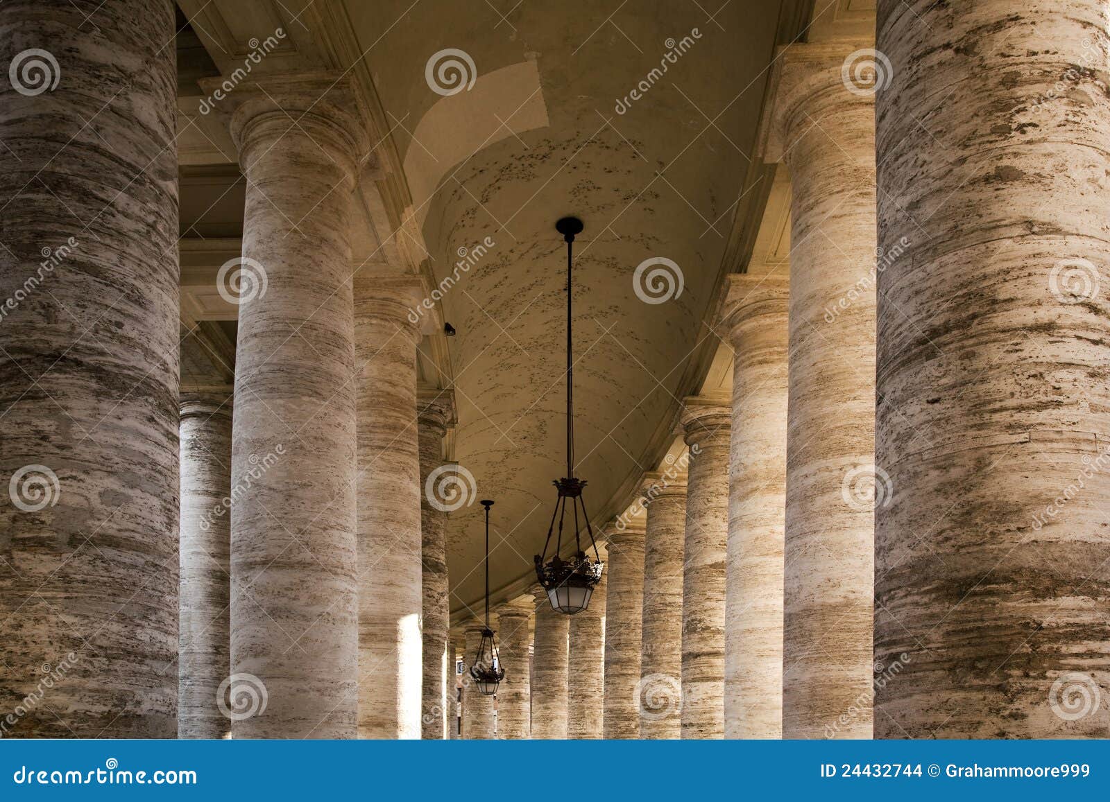 Colonnade Around St Peters Square Stock Photo - Image of papal, pietro ...