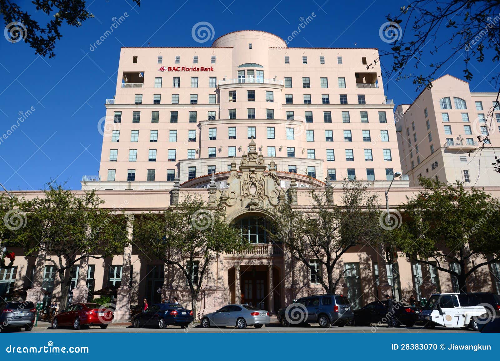 Colonnade Building, Coral Gables, Florida Editorial Image - Image of ...