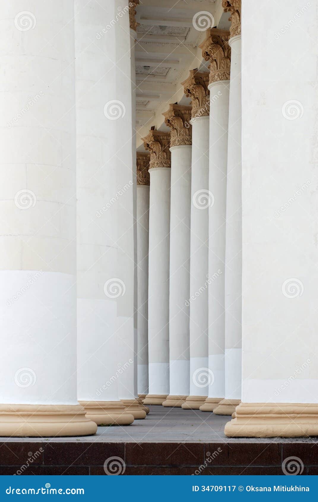 Colonnade of greek columns stock image. Image of greek - 34709117