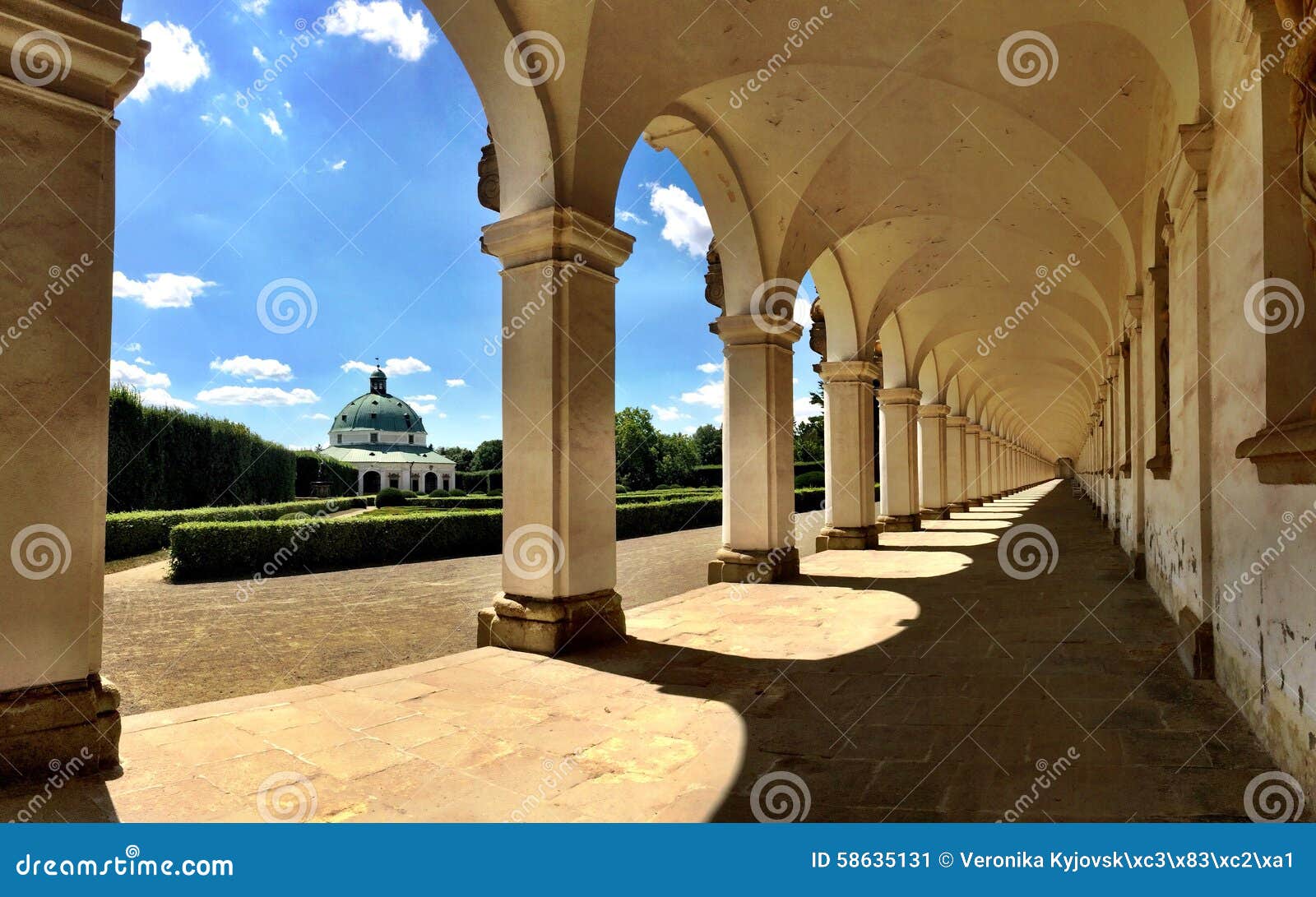 Colonnade stock image. Image of flowers, colonnade, gardens - 58635131