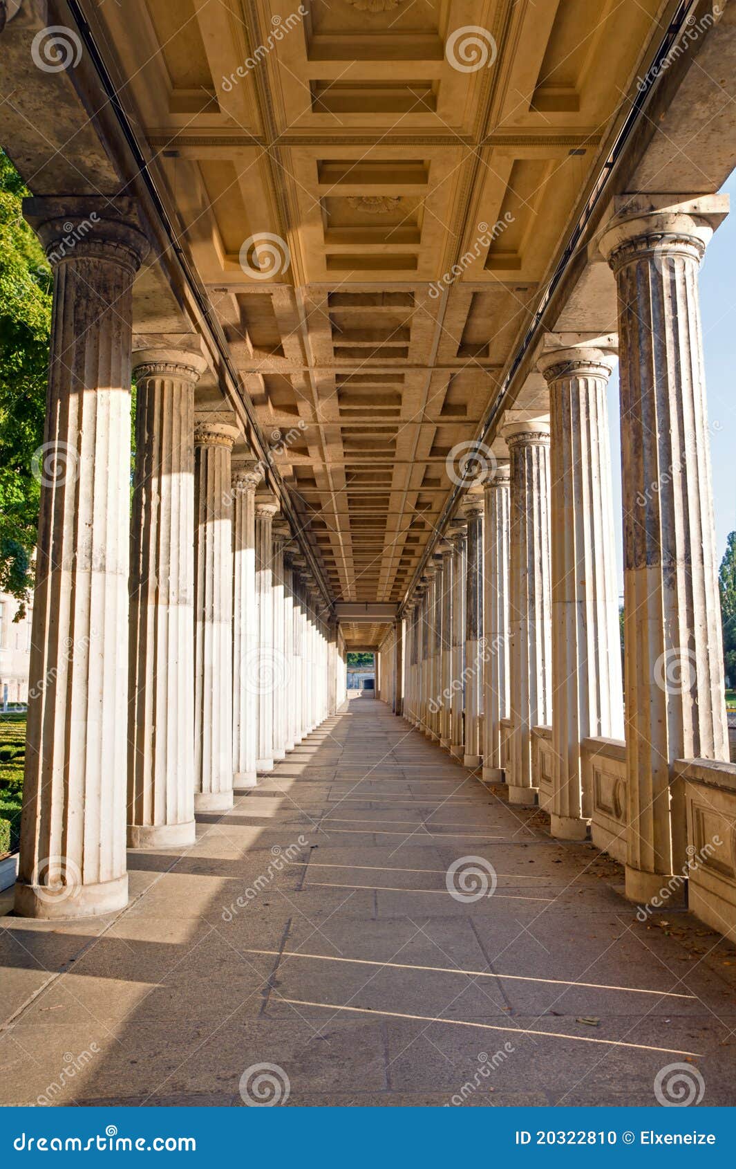 Colonnade at the Museuminsel Stock Photo - Image of berlin, national ...