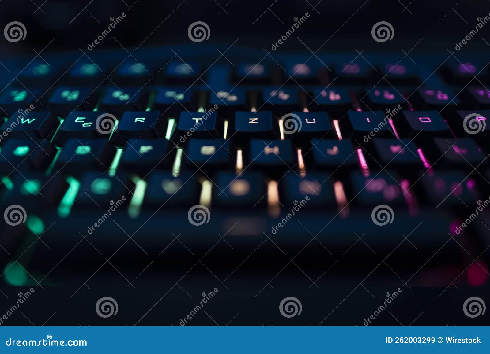 Illuminated Keyboard in the Dark Stock Image - Image of lichter ...