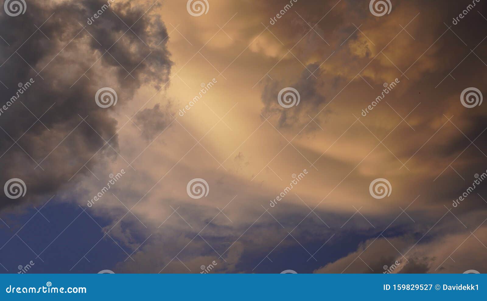 The Color of Clouds at Sunset Stock Image - Image of scenic, beautiful ...