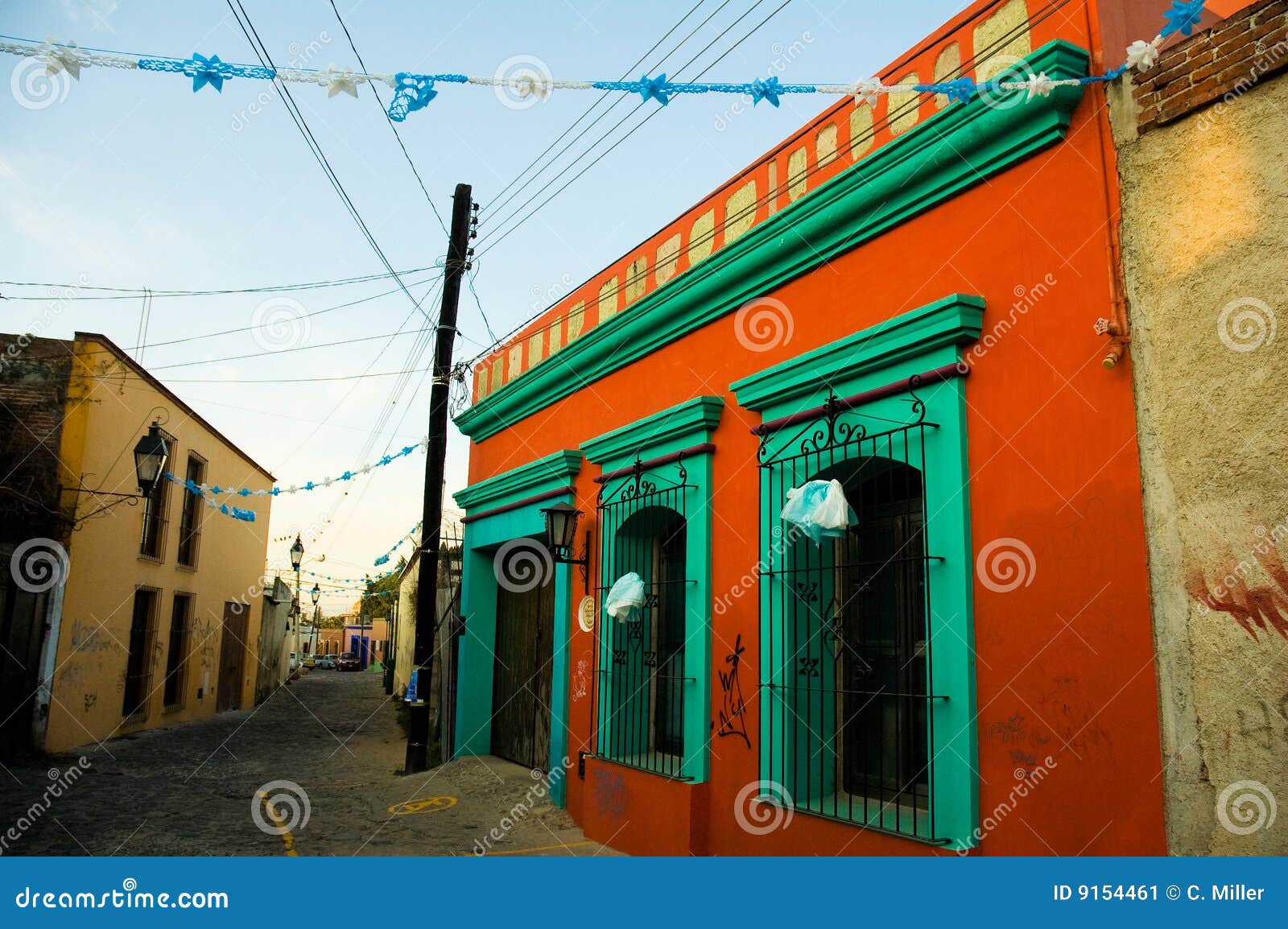 Color de Oaxacan imagen de archivo. Imagen de casa, colorido - 9154461