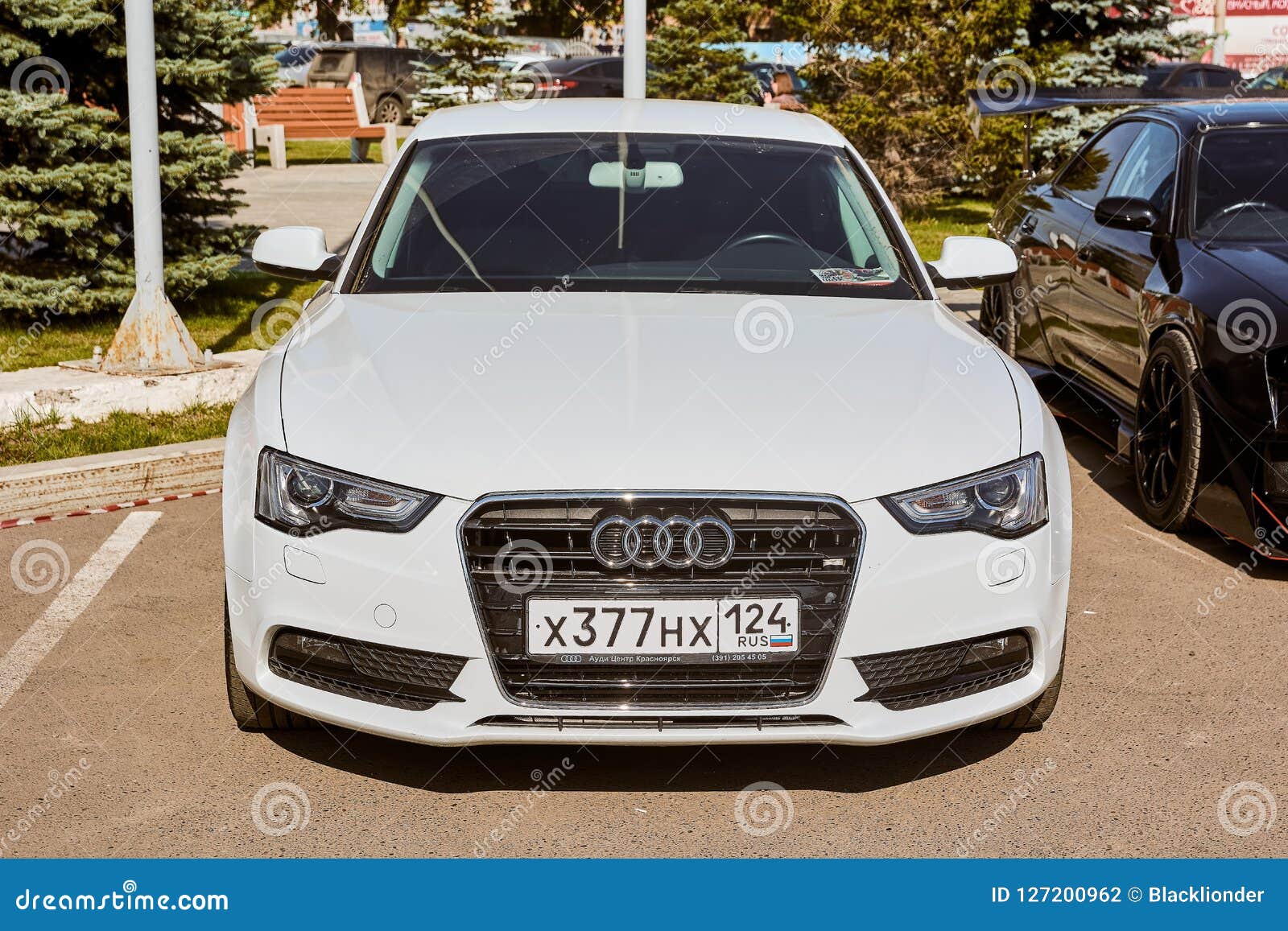 Color Del Blanco De Audi A5 Fotografía editorial - Imagen de ...