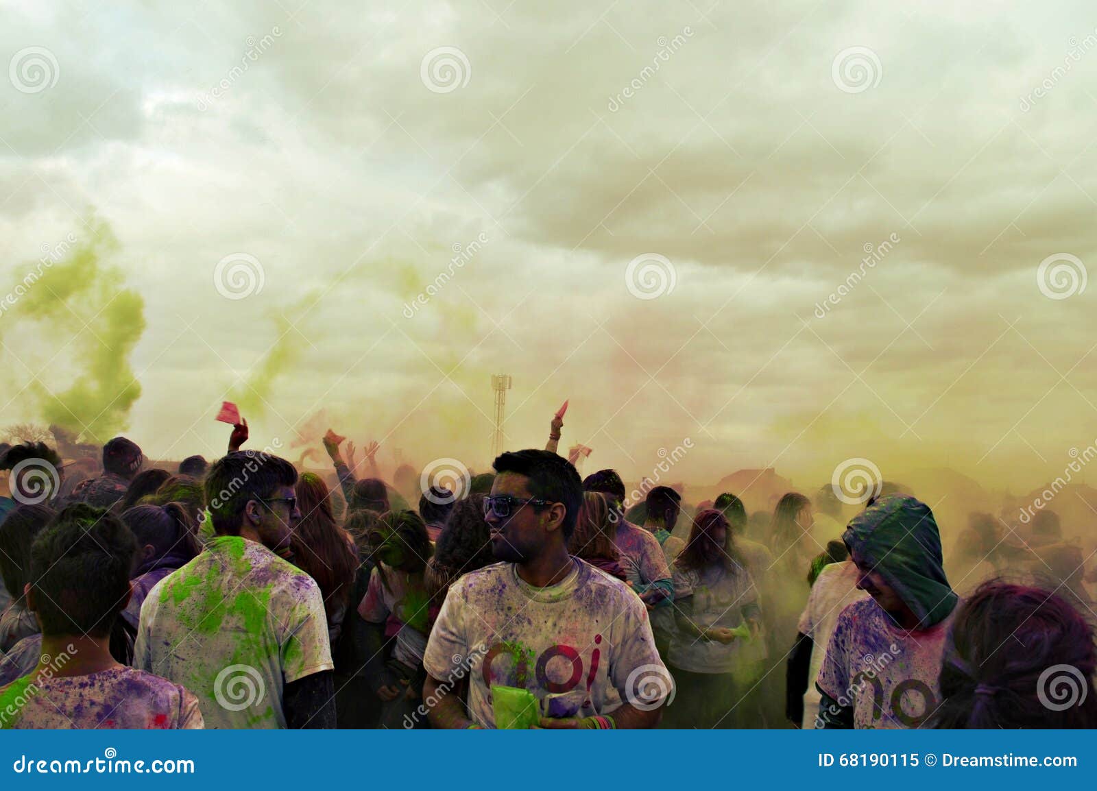 Color Fight editorial image. Image of romania, street - 68190115