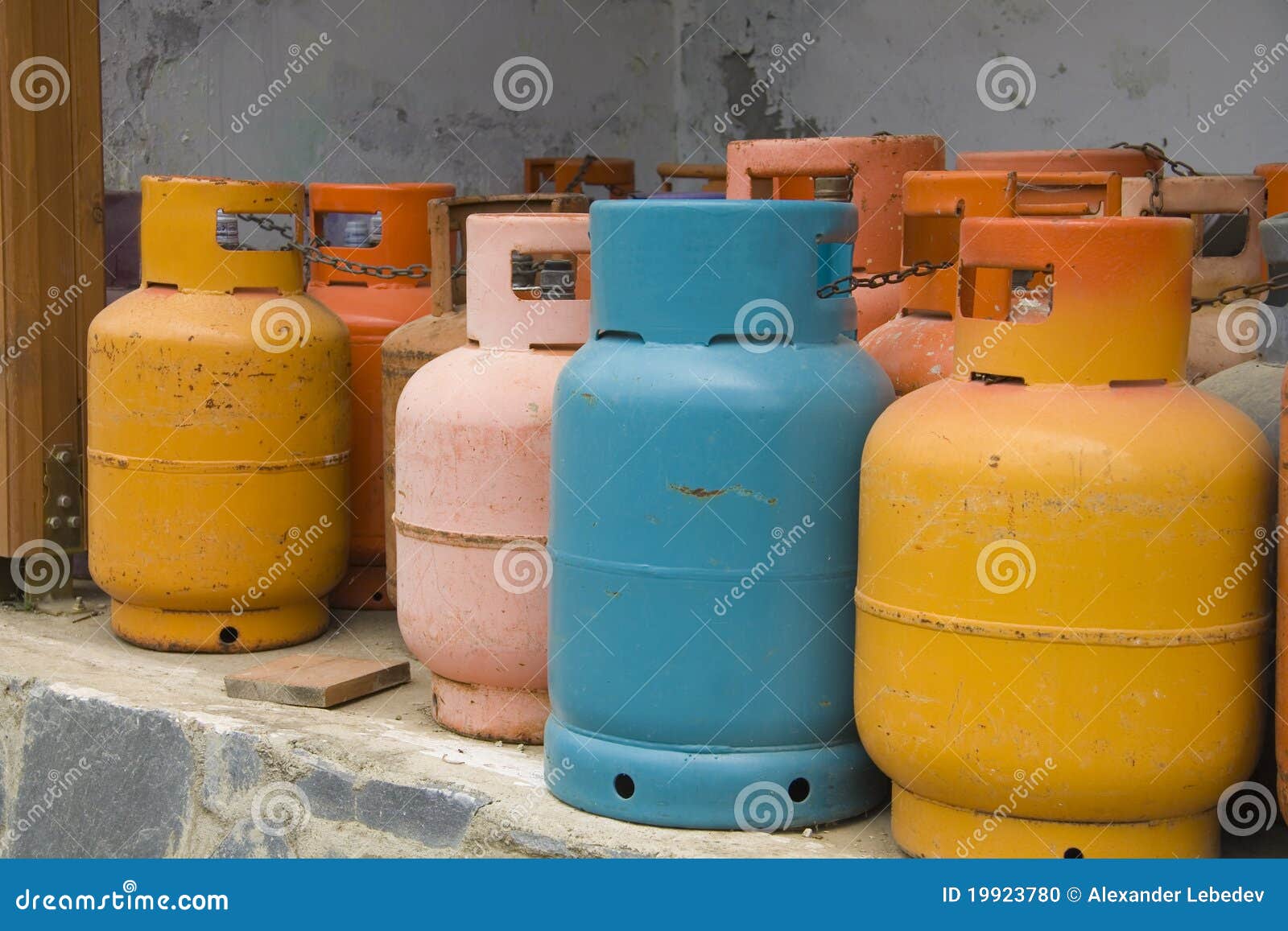 Color gas cylinders stock photo. Image of power, butane - 19923780