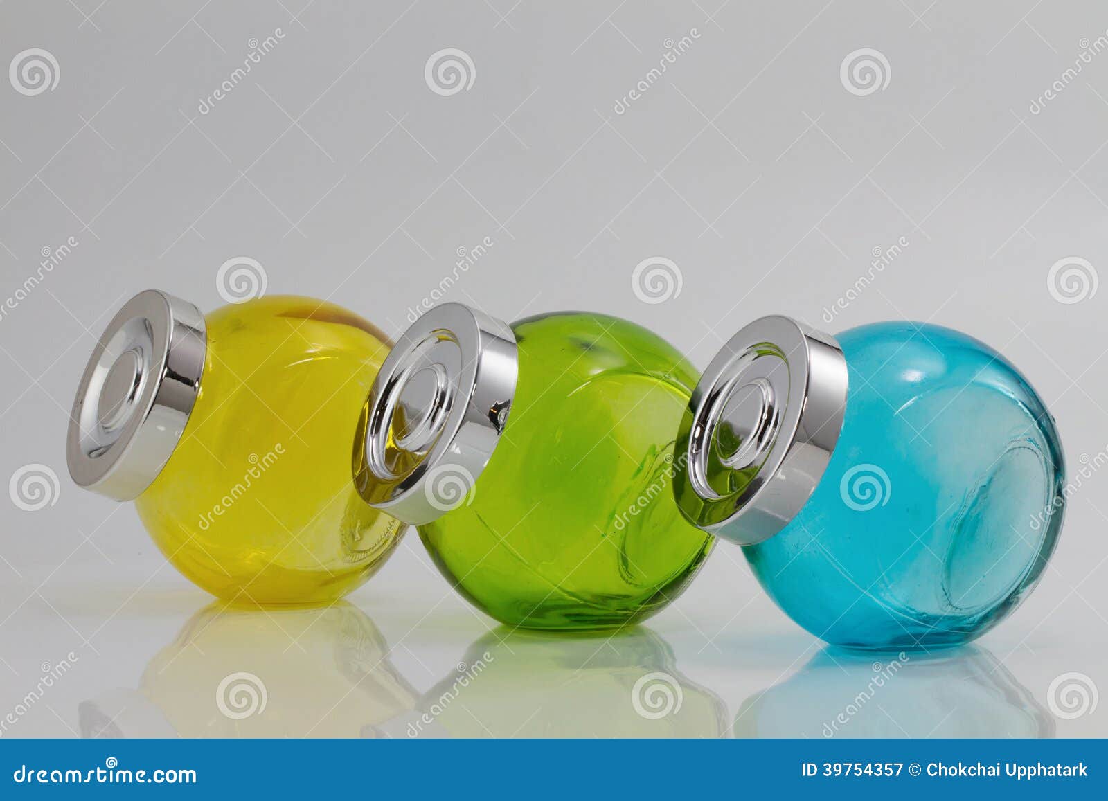 Color Jars Royalty-Free Stock Photography | CartoonDealer.com #39754301