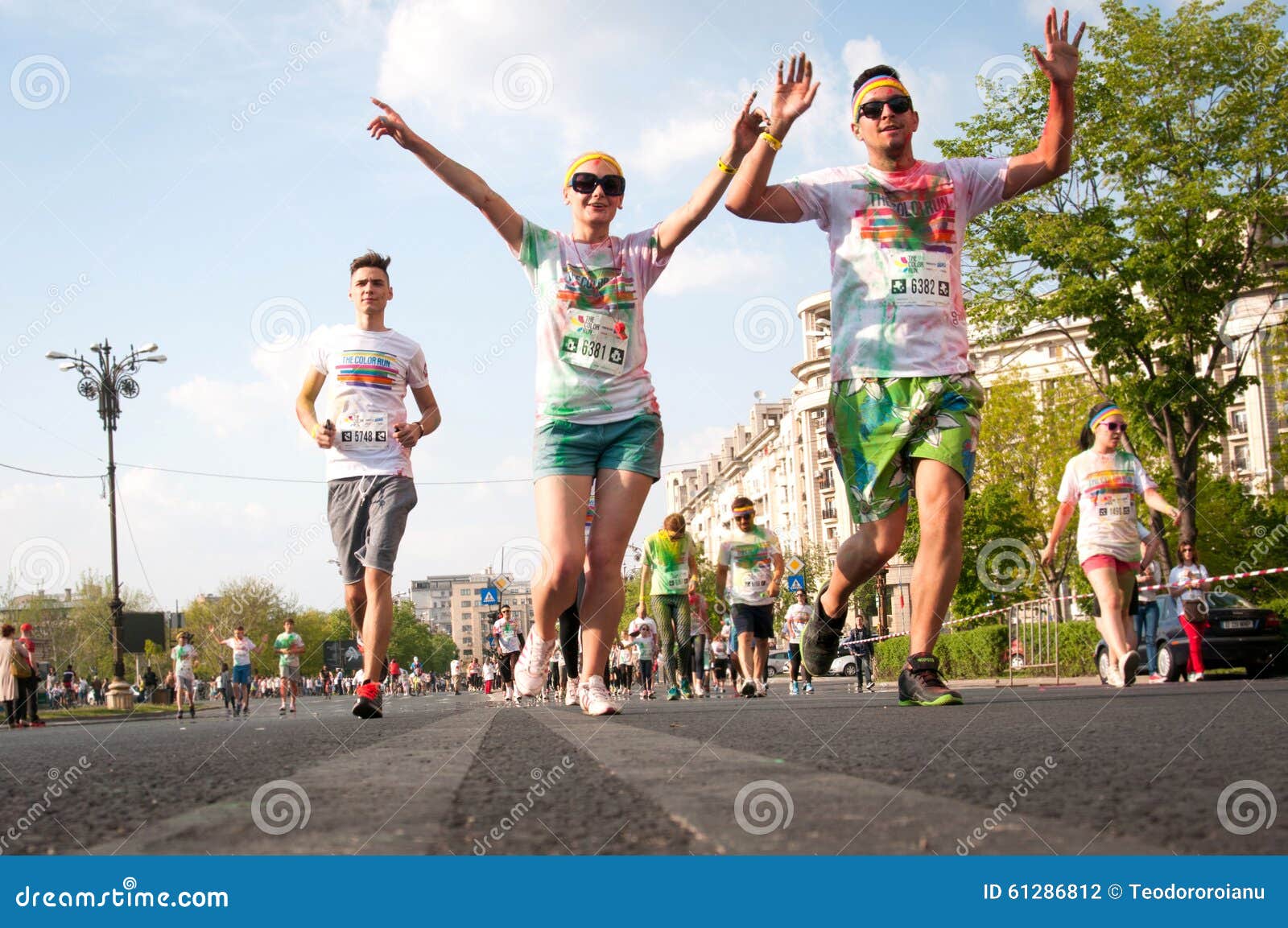 Color run people editorial photography. Image of pace - 61286812