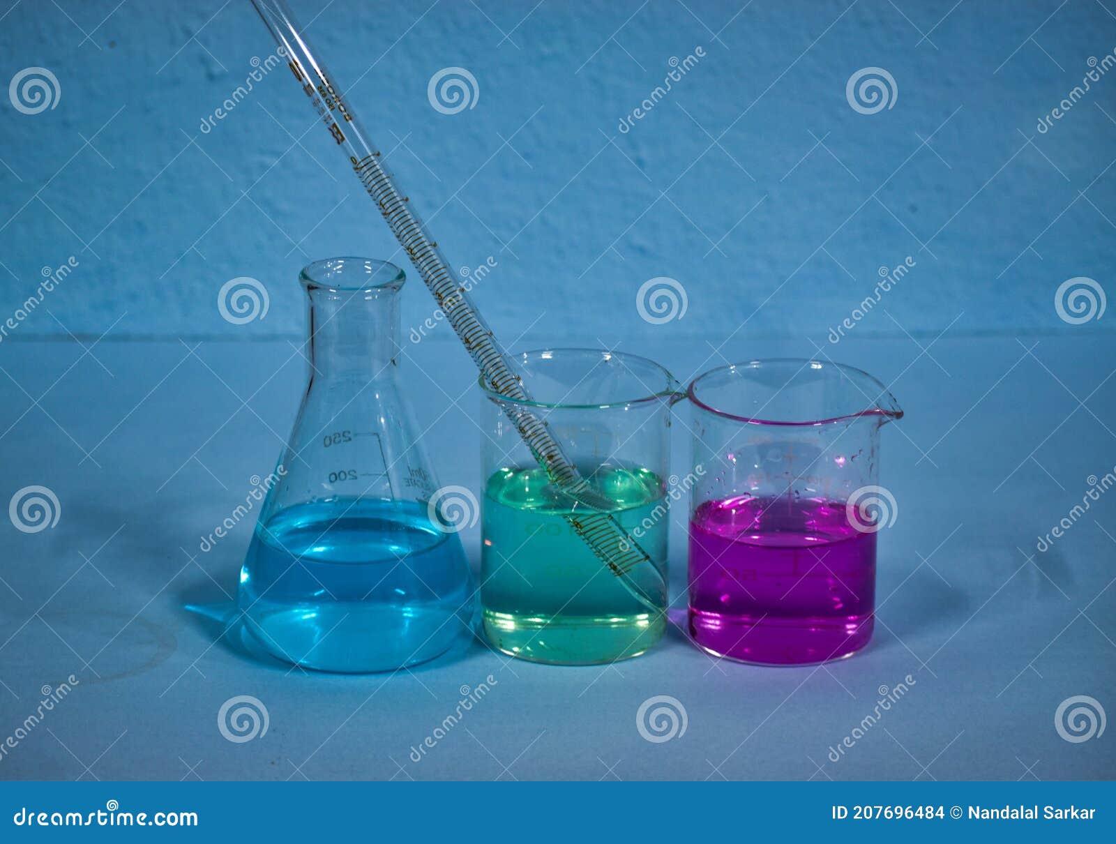 Color Solution in Chemistry Laboratory. Chemistry Lab Apparatus with ...