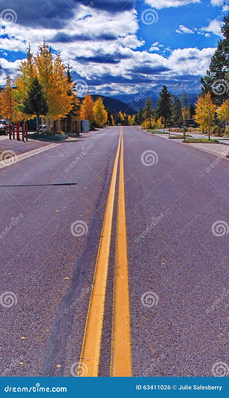 Colorado Highway editorial photo. Image of keystone, town - 63411026