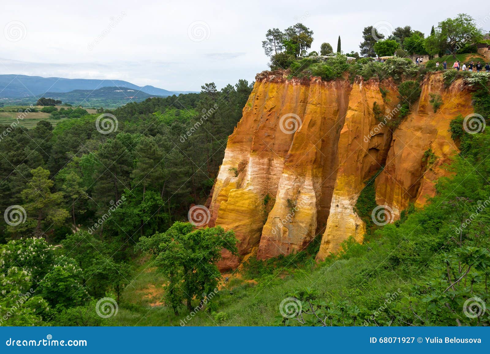 Colorado Provencal in De Provence Stock Afbeelding - Image of toneel ...