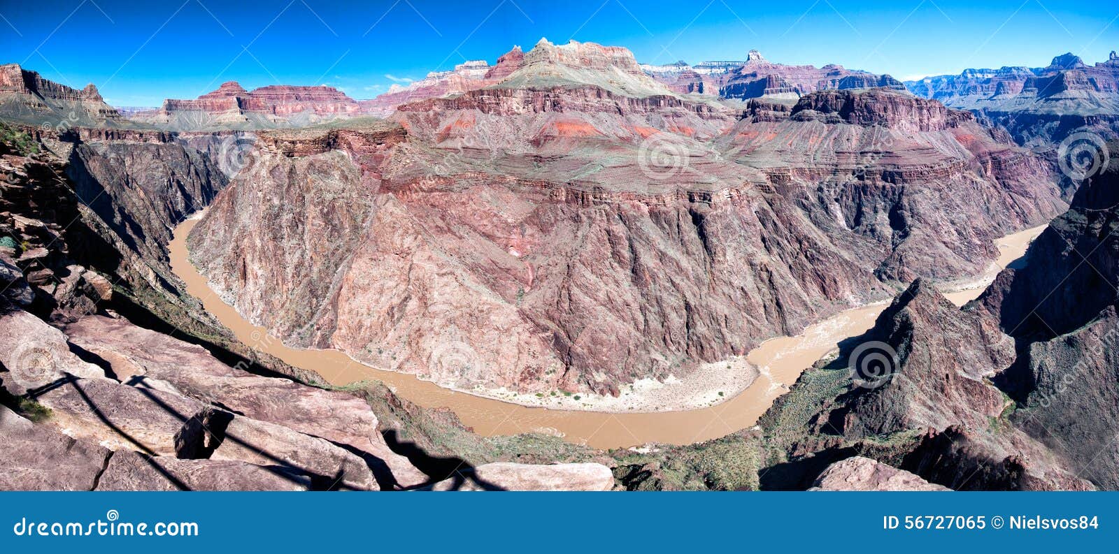 Colorado River Flowing through the Grand Canyon Stock Image - Image of ...