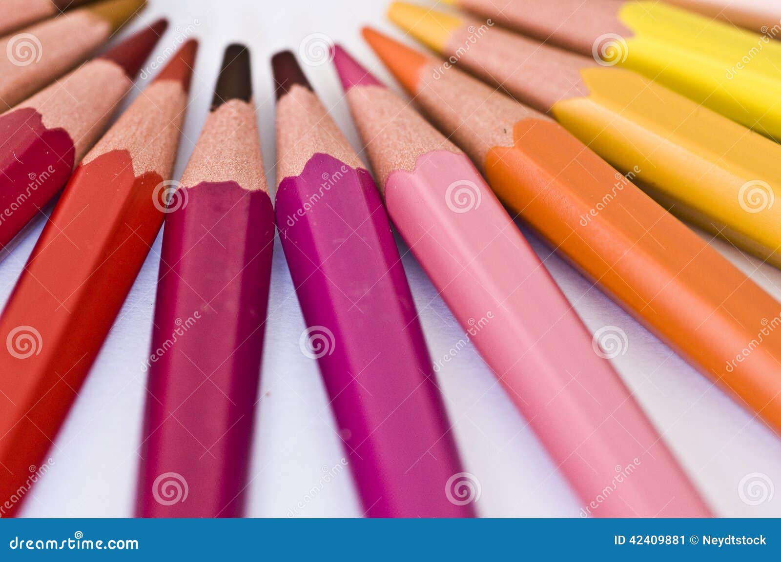 Colore delle matite immagine stock. Immagine di marrone - 42409881