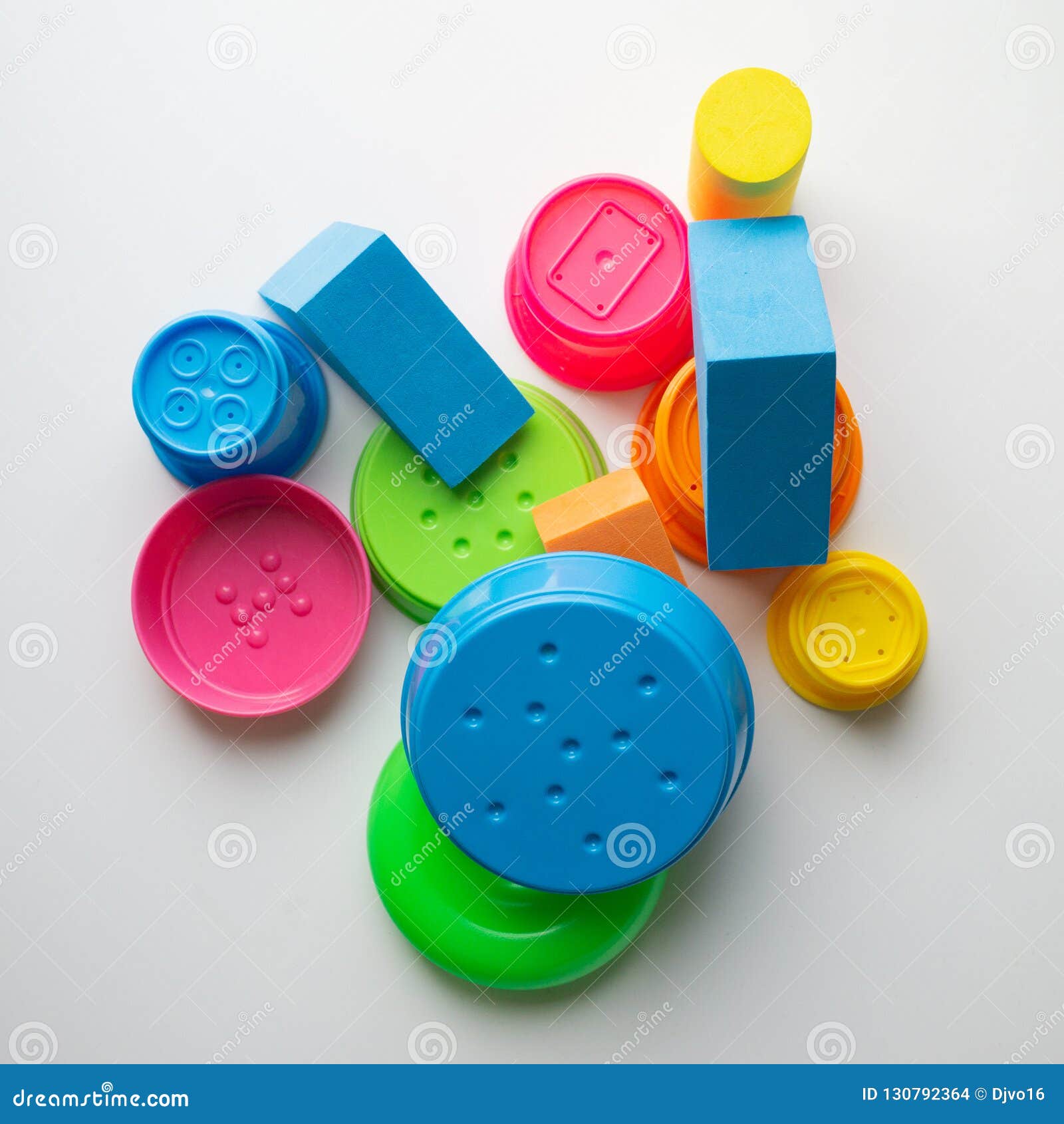Colored Educational Toys for Babies, Cubes, Pyramids, Cones, Rings ...