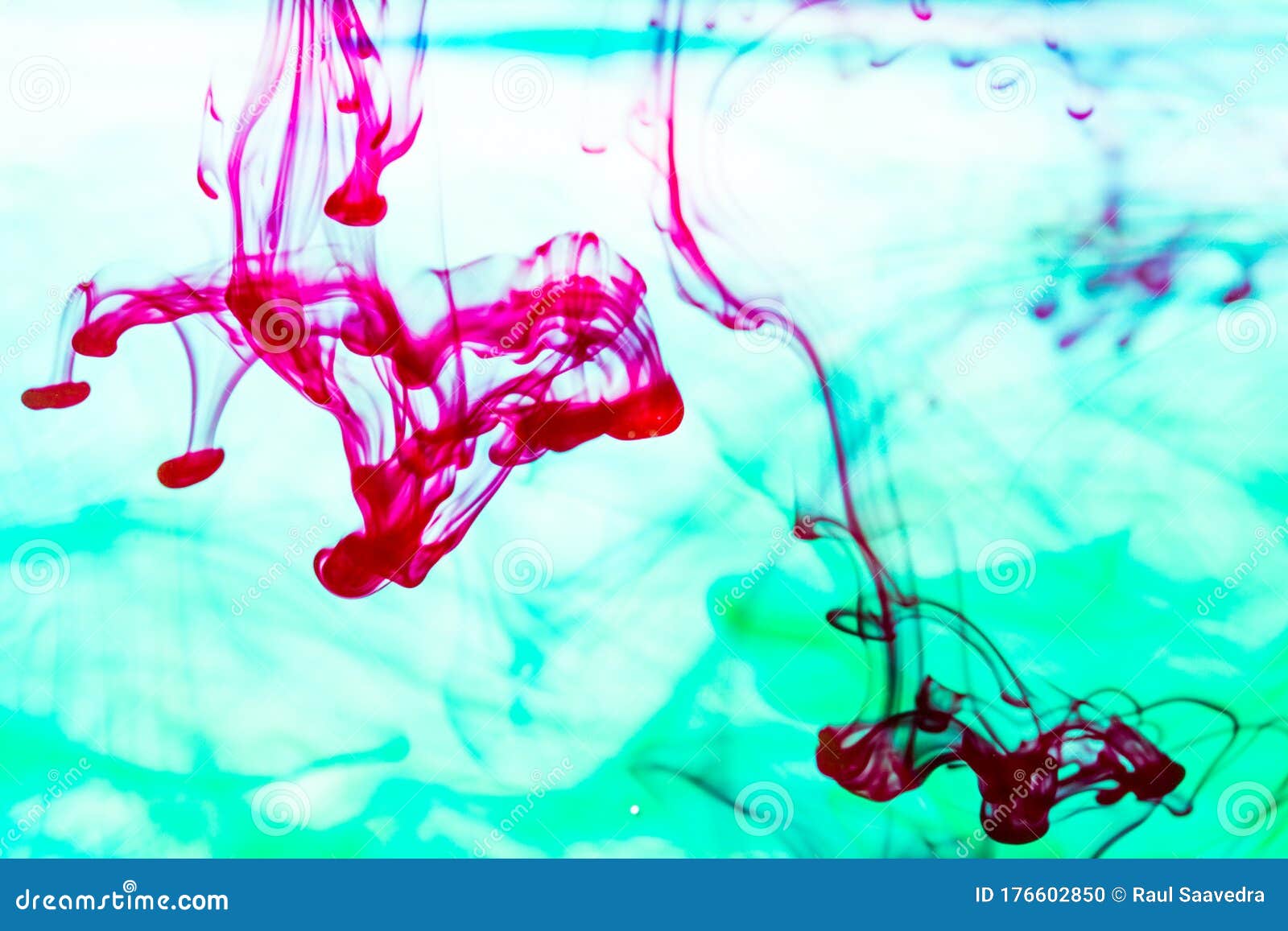 Colored Liquids Flowing in Water Stock Photo - Image of liquidos ...